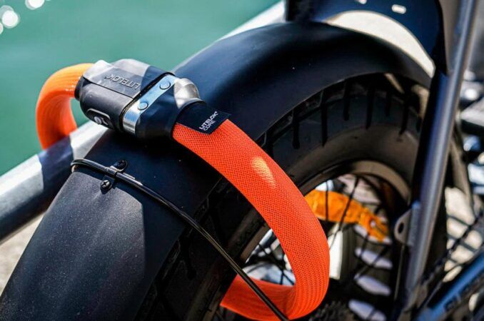 3 (Almost) Uncuttable Bike Locks