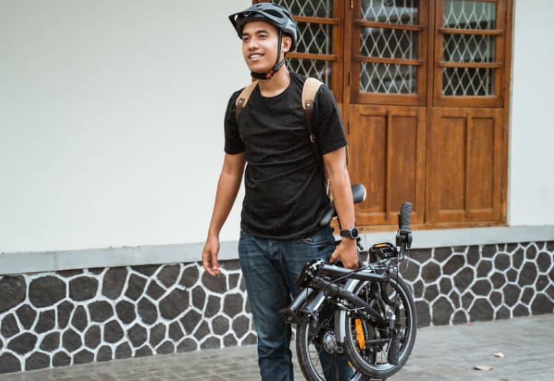Folding Bikes: Everything You Need to Know [Inc. Pros + Cons]