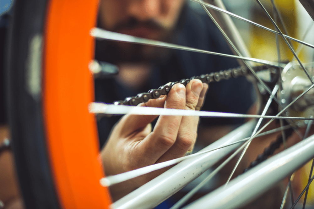 Oil for Bike Chain: The Dos and Don'ts