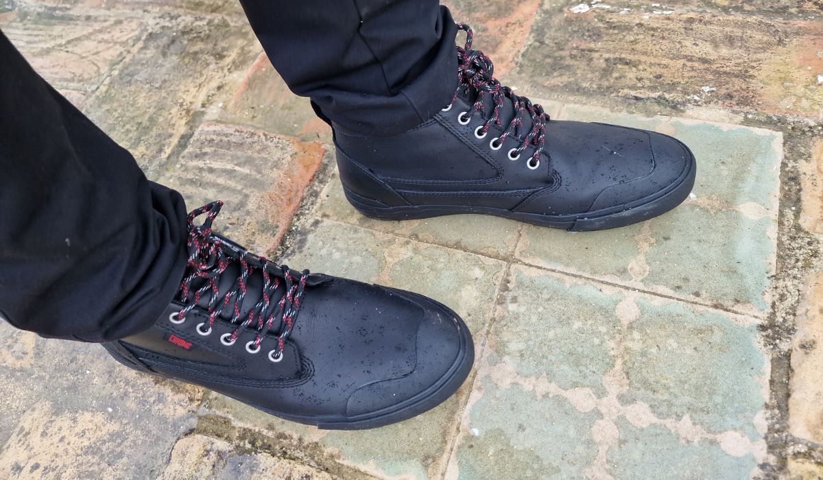 Chrome 415 Storm Traction Boot Review: Waterproof Bike Shoes Tested