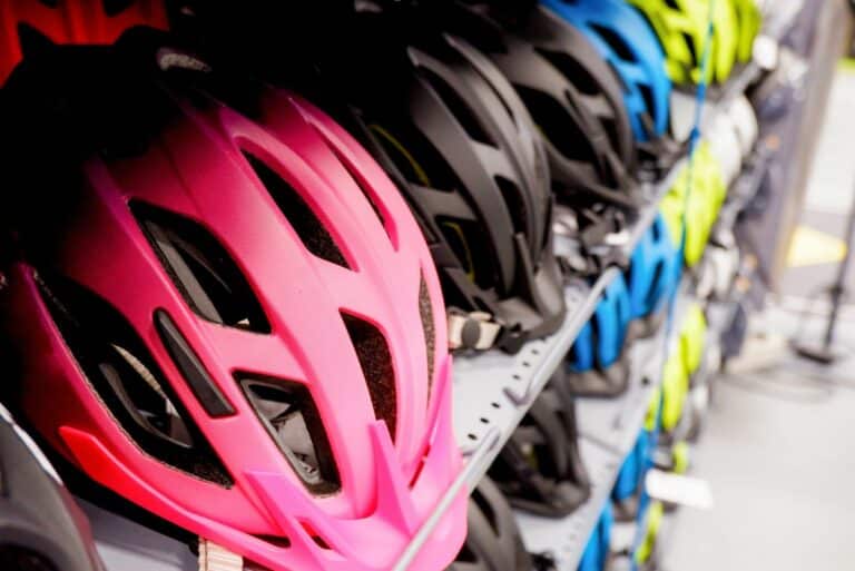 Bike Helmet Statistics: 51 Stats on Usage and Safety