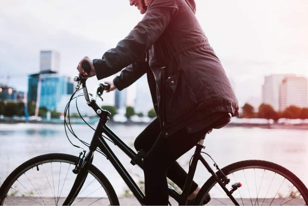 Bike Commuting Statistics: 74 Cycling to Work Stats for 2024