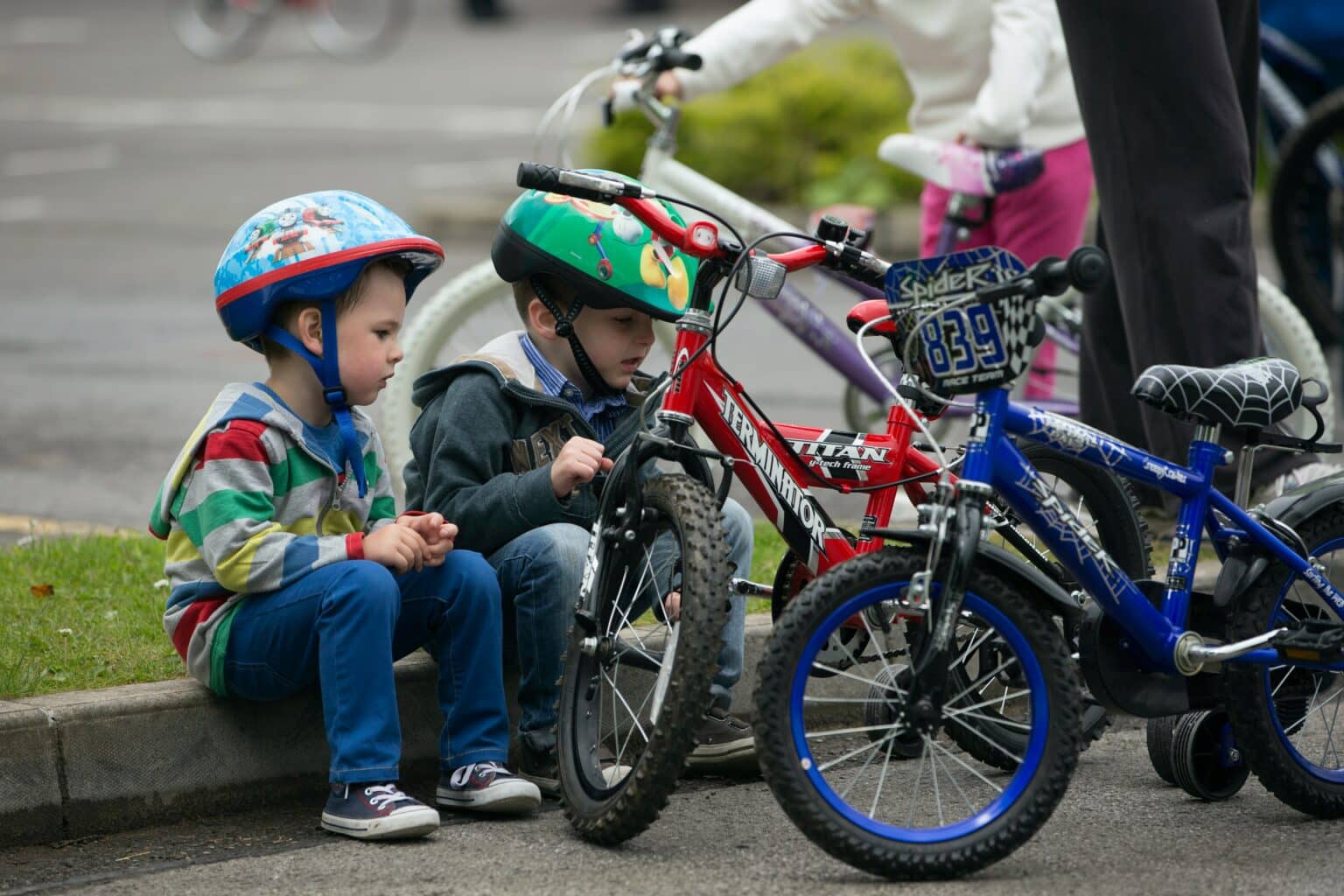 How Many People Can Ride a Bike? (Statistics Breakdown)