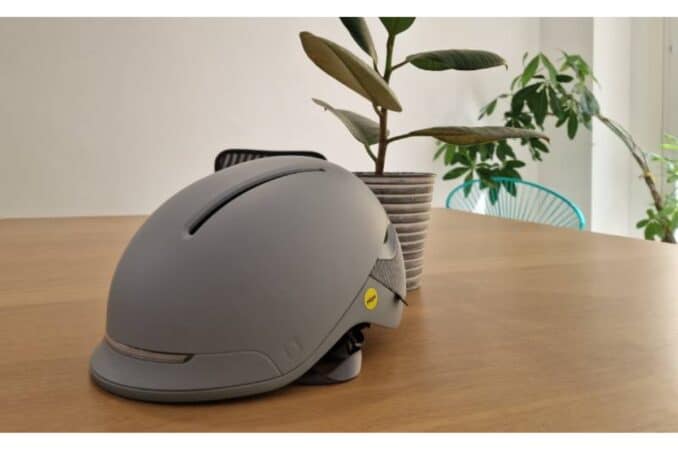 Best Bluetooth Bike Helmets: Top 14 Smart Helmets in 2024