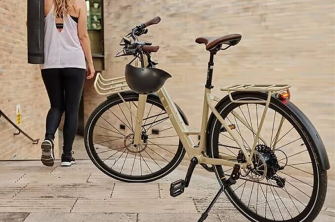 Best Bikes for Short Women: Top 3 for Petite Females