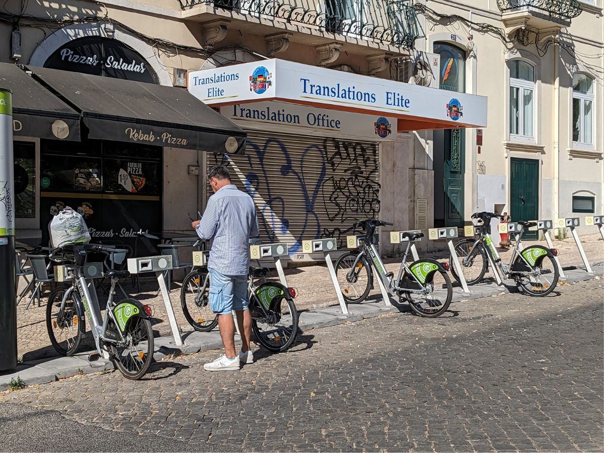 Car-Free Cities Around the World: 12 Great Urban Examples