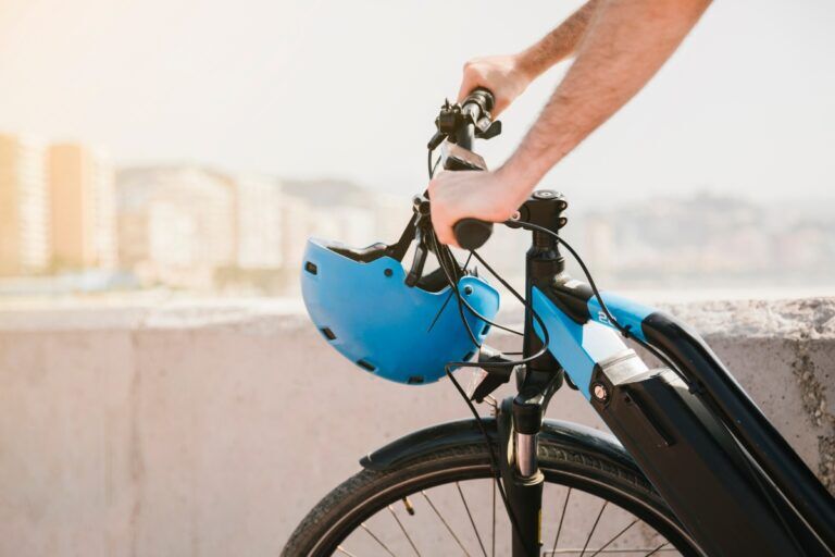 Best Bikes to Wheelie: Which Bicycle is Easiest for Wheelieing?
