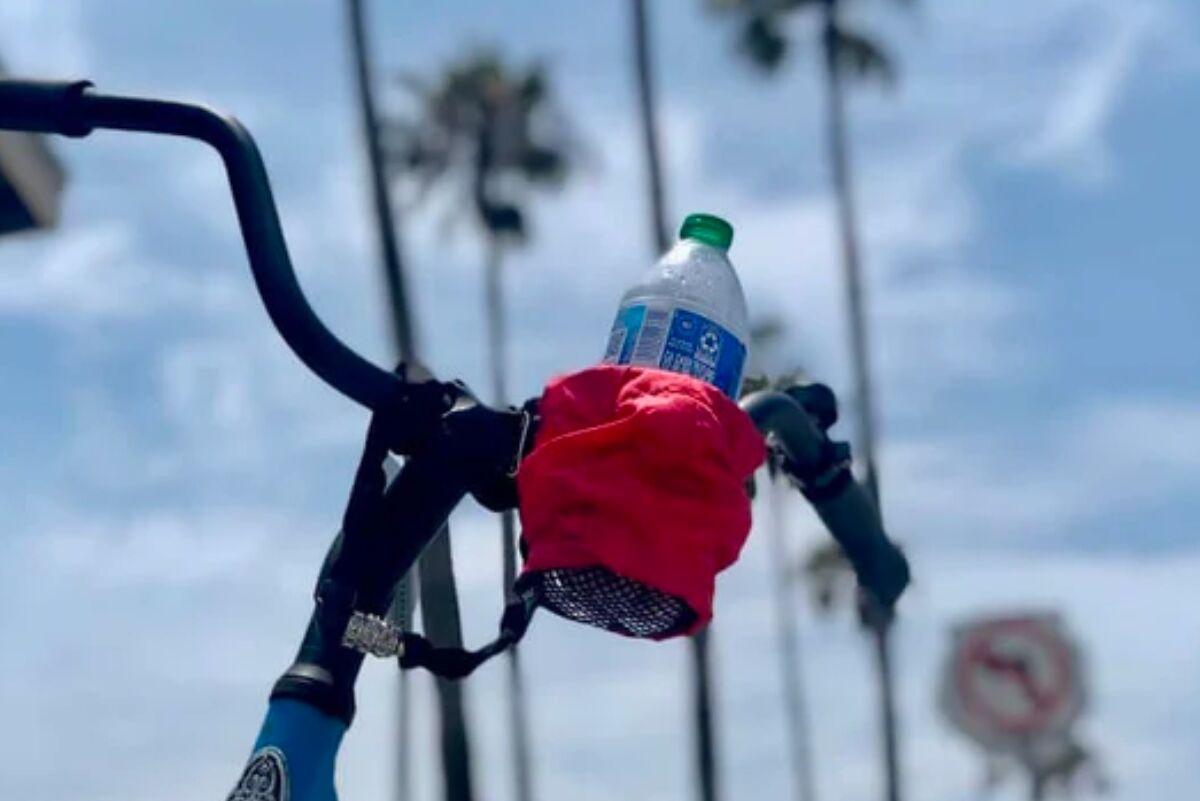 Unique Gifts for Cyclists: 42 Ideas for Bike Lovers