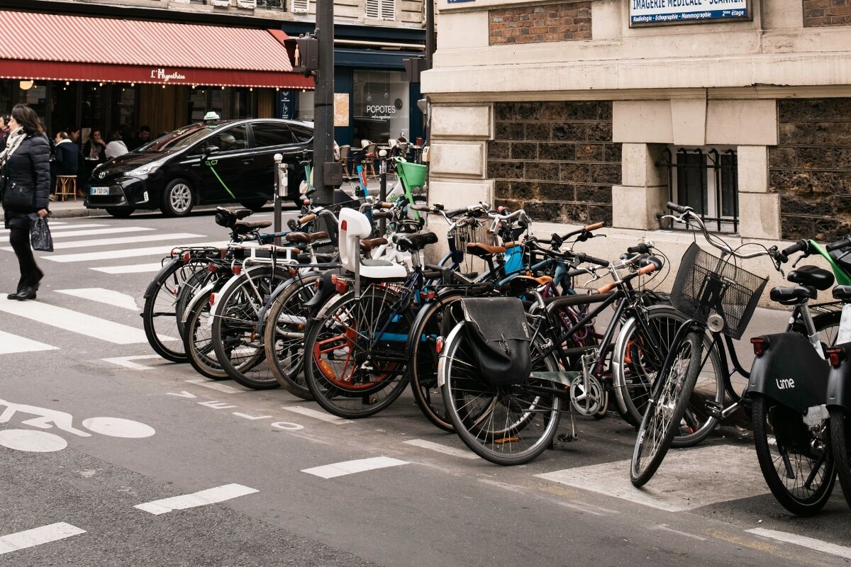 Bicycle Usage Soars in Paris, Doubles Since 2022 – Report