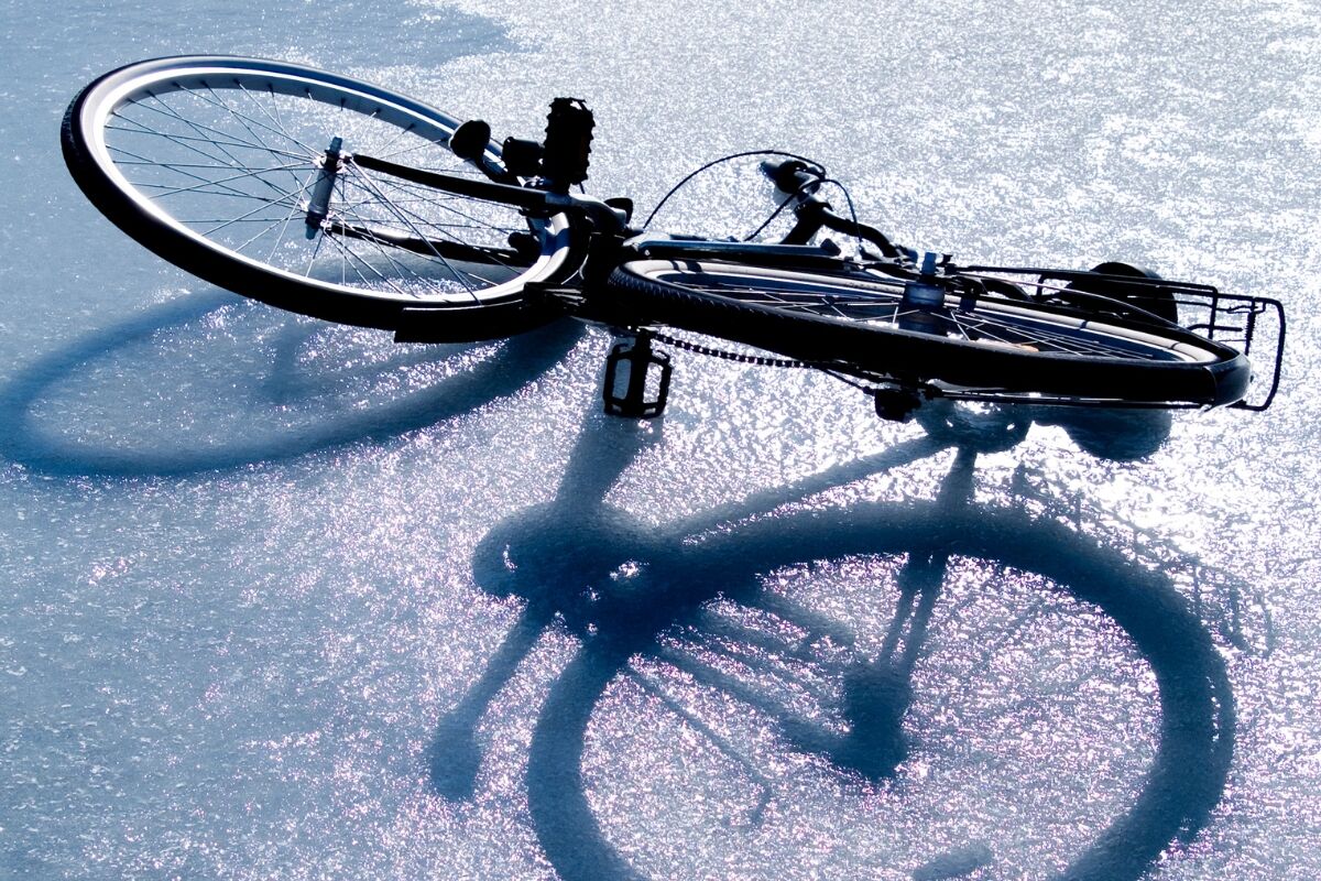 7 Winter Cycling Tips That Could Save Your Life