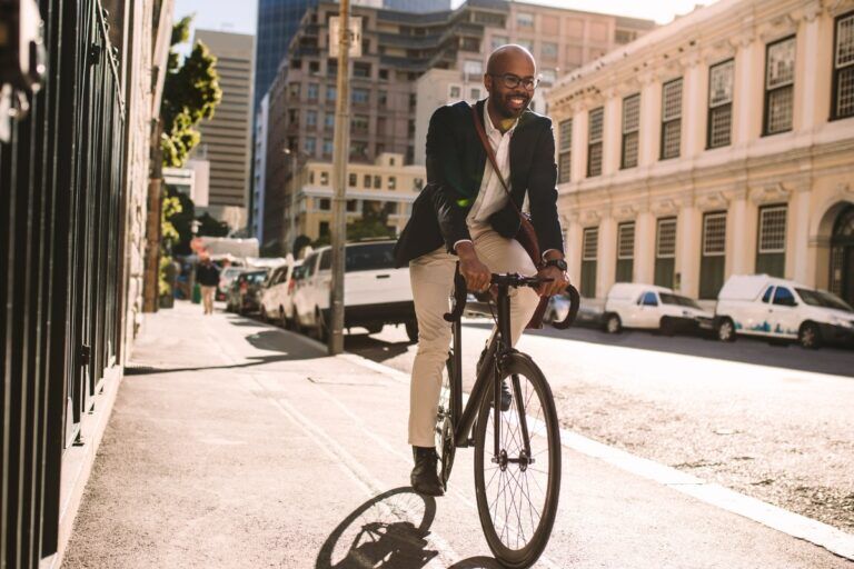 10 Inspiring Reasons to Cycle to Work