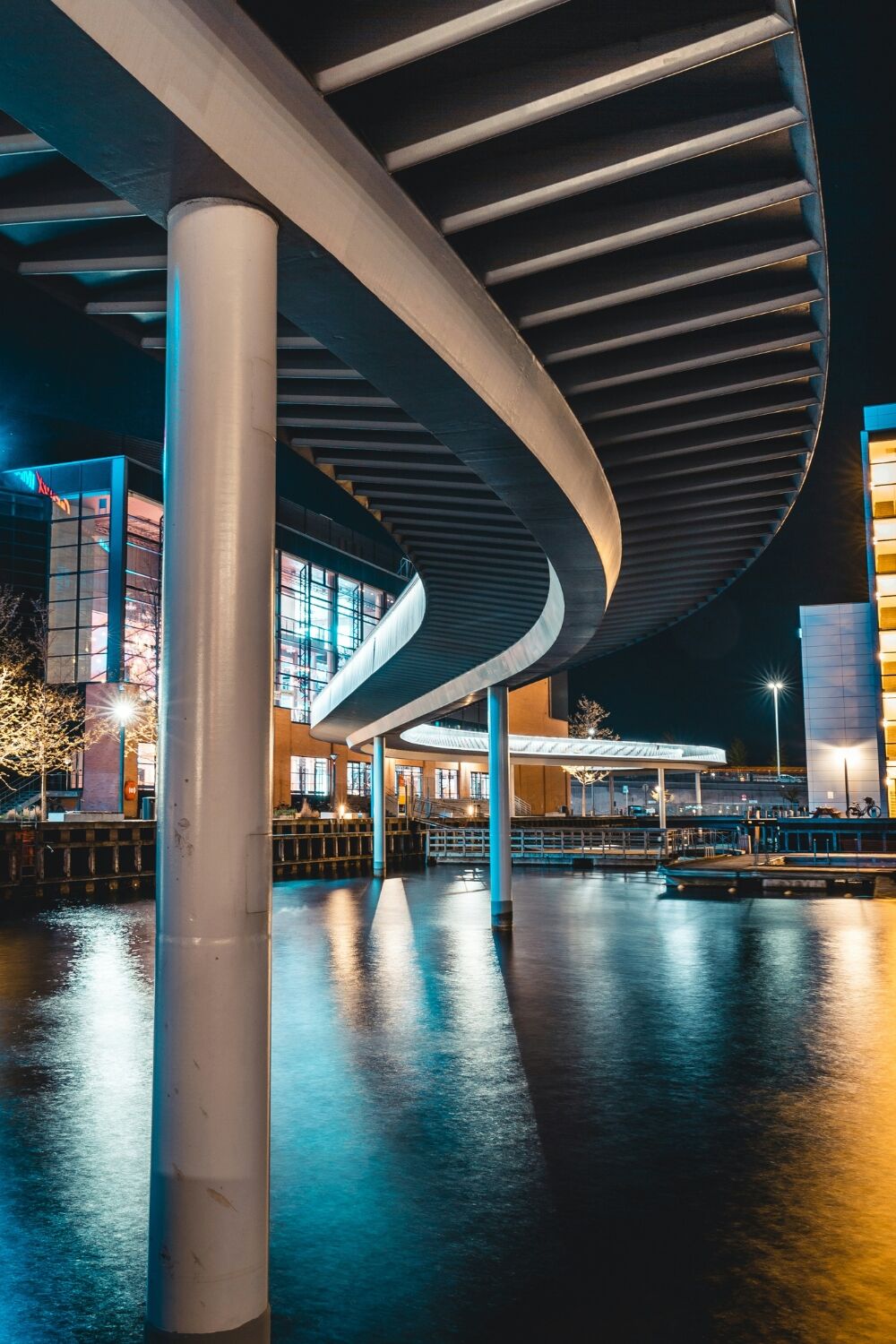 10 Breathtaking Urban Bike Paths Around the World