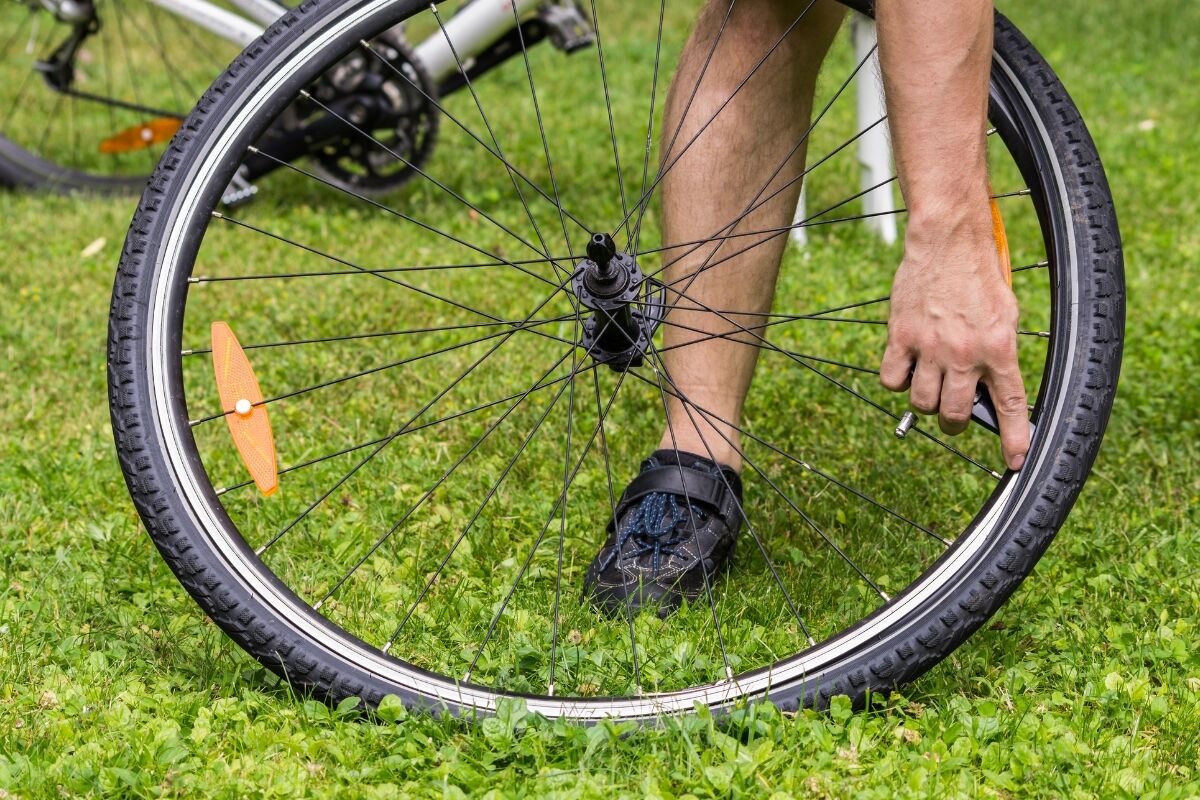 Flat Tire? No Problem! Here's A Step-by-Step Guide