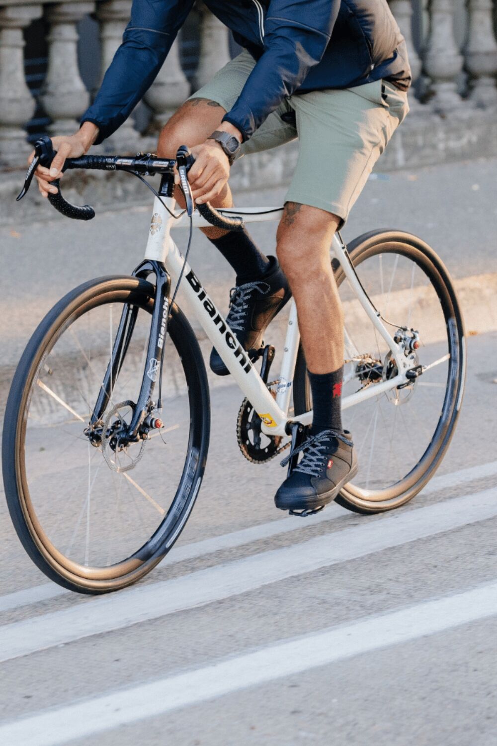 10 Stylish Outfit Inspirations for Male Cyclists
